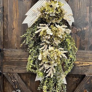Hydrangea Farmhouse Swag, Hydrangea Swag, Front Door Teardrop Bouquet ...