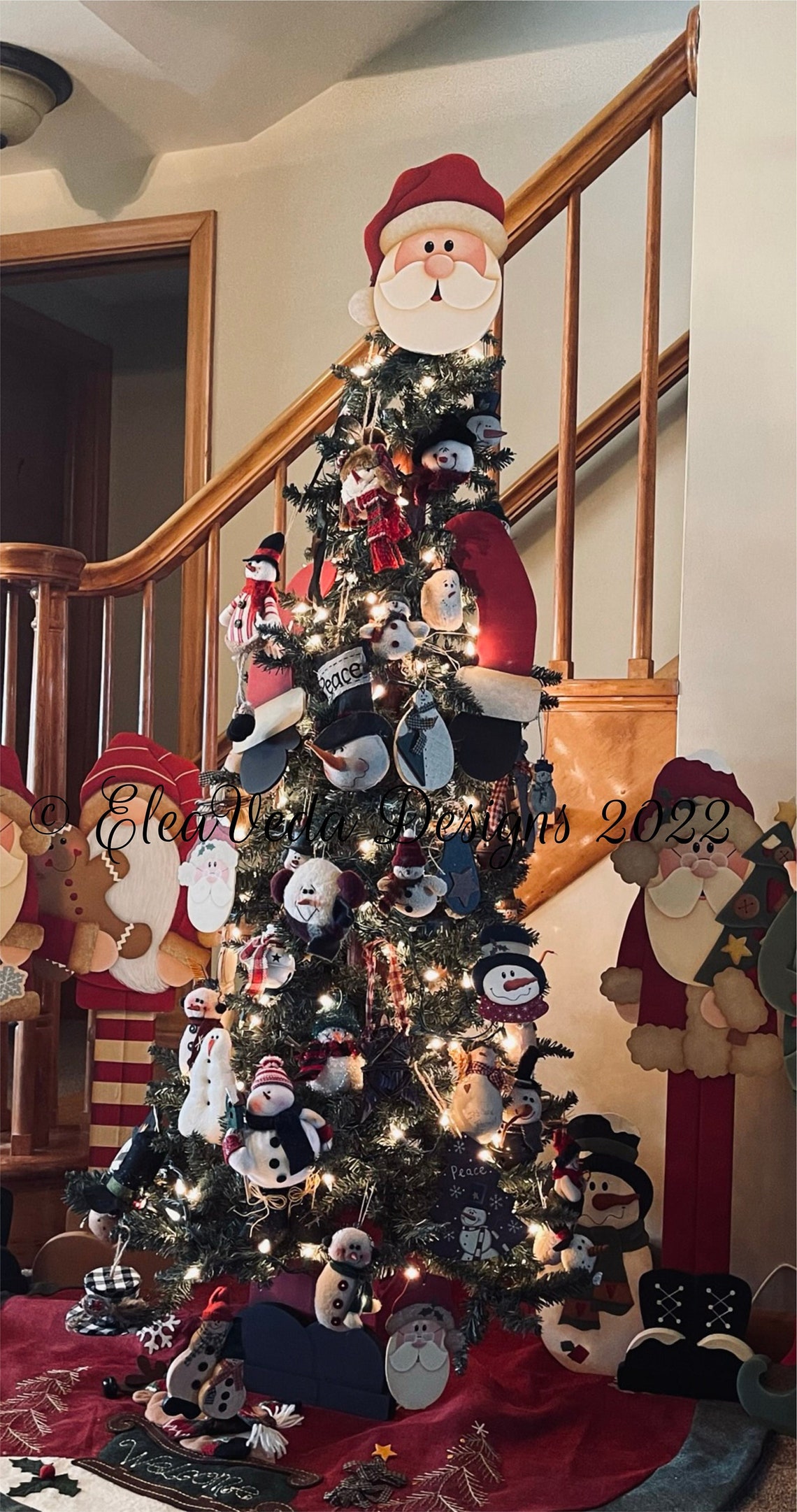 Santa Holiday Hugger Tree Topper Christmas Tree Topper - Etsy