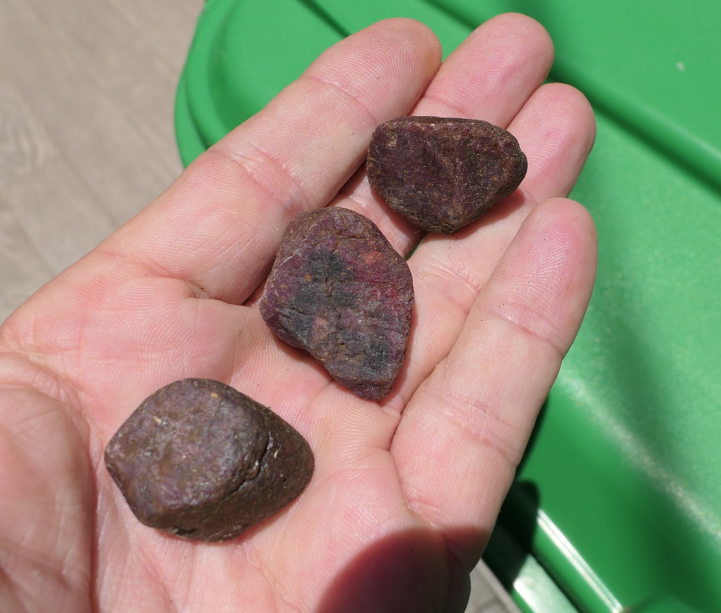 RUBY red 50g Raw and Natural Stone of Madagascar Origin mine Ilakaka ...