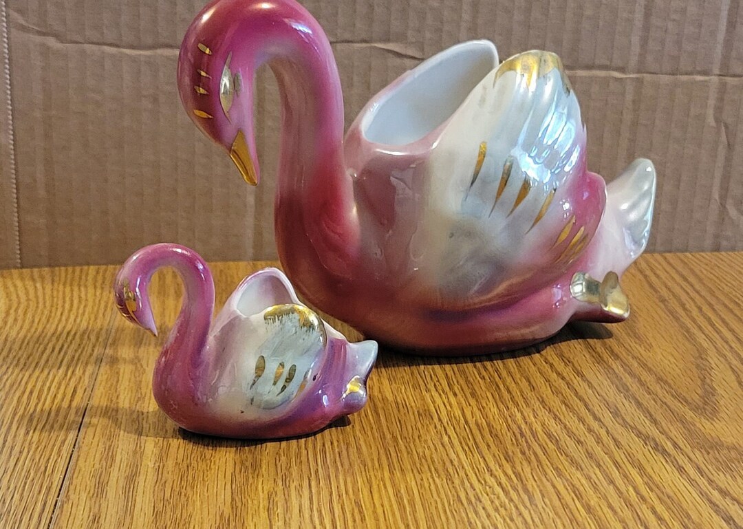 Vintage Pair of Ceramic Pink Swan Planters With Gold Trim - Etsy