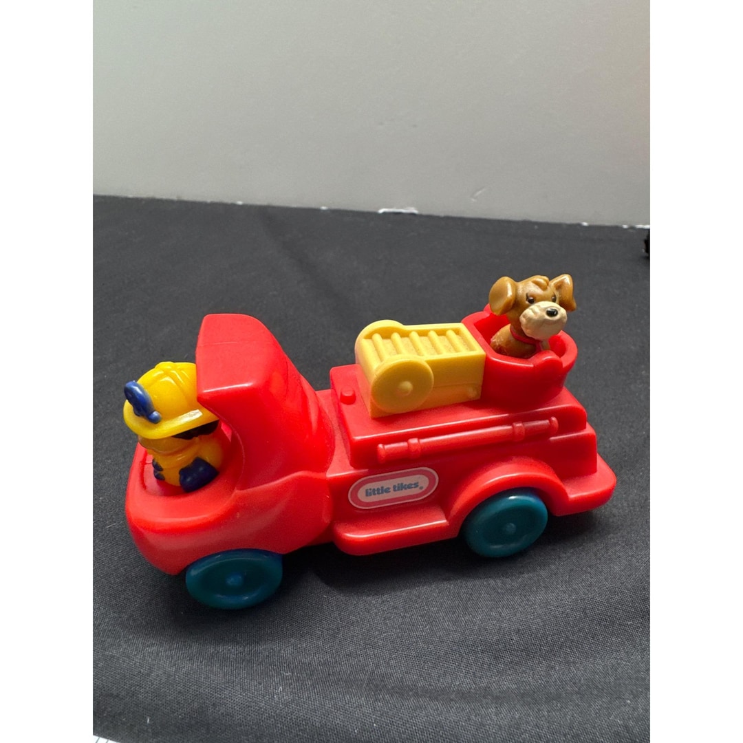 2004 Burger King Toy Little Tikes Fire Engine With Dog Spin Action - Etsy