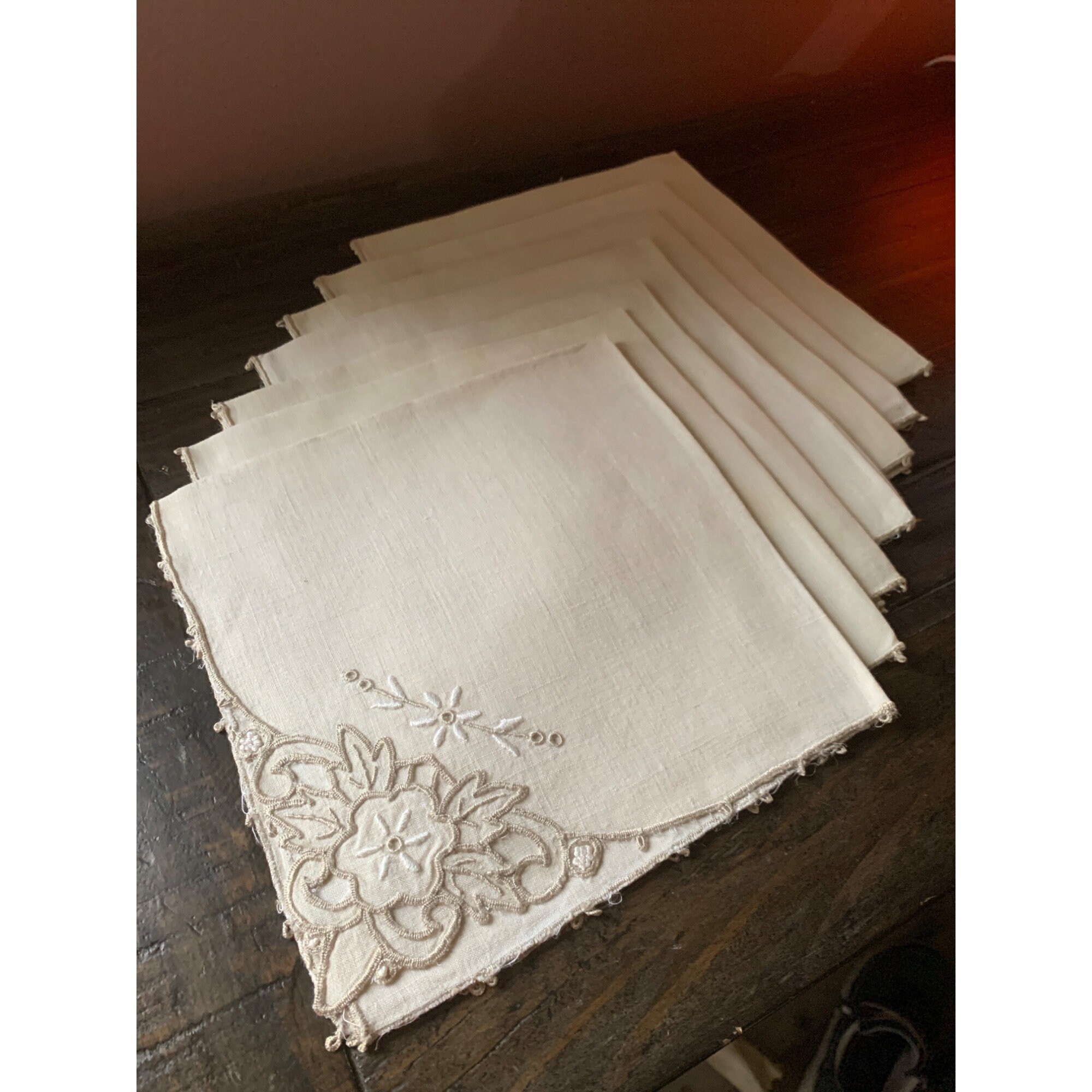 7 Linen Napkins Floral Tan and White Flower on Cream 16 X 16" - Etsy
