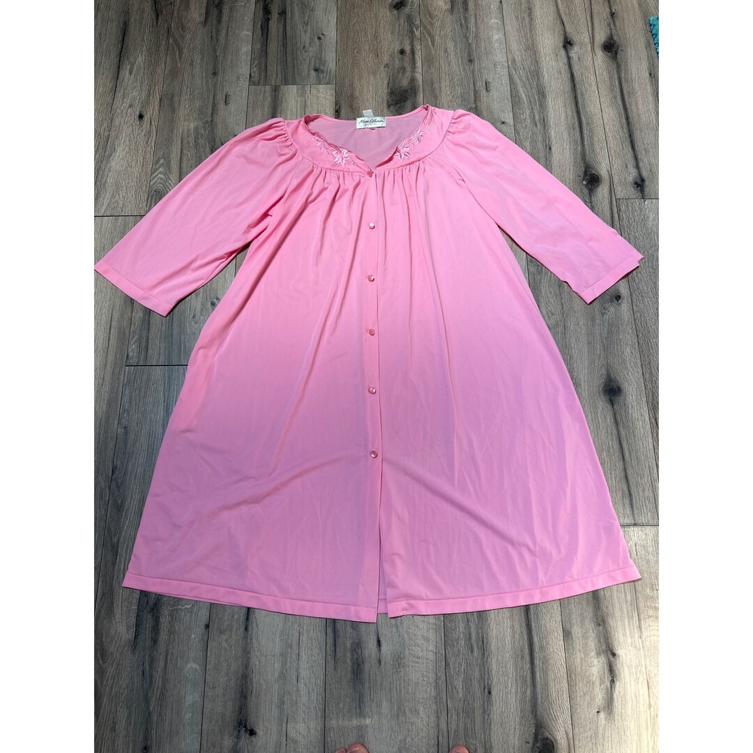 Miss Elaine Classics M Pink Button-up Nightgown With Embroidered Collar ...