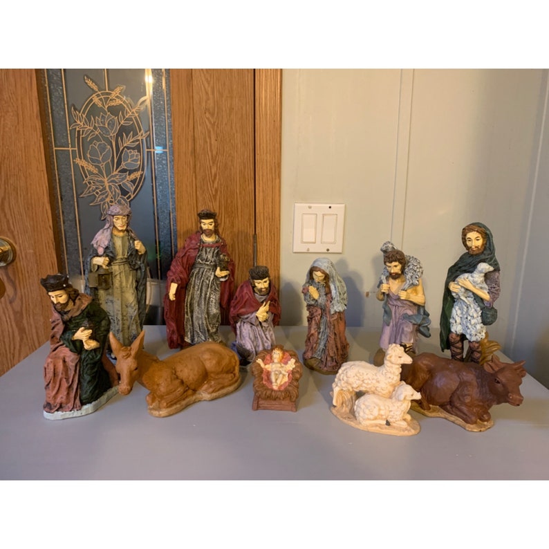 Holly Tree 11 Piece Nativity Set Vintage Med/ Large Figurines - Etsy