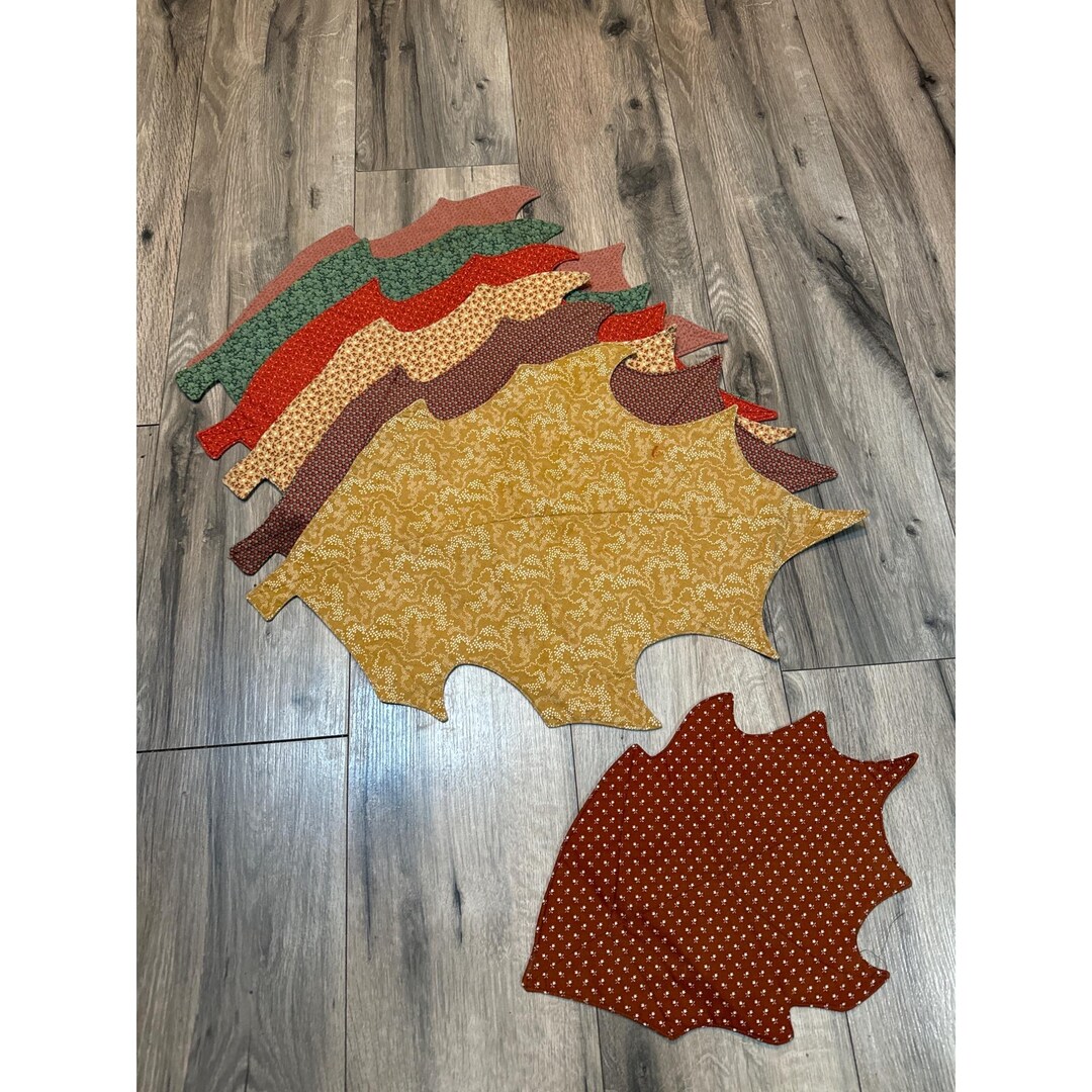Quilt Leaves 7 Fabric Cutouts Set 6 Placemats in Assorted Autumn Colors ...