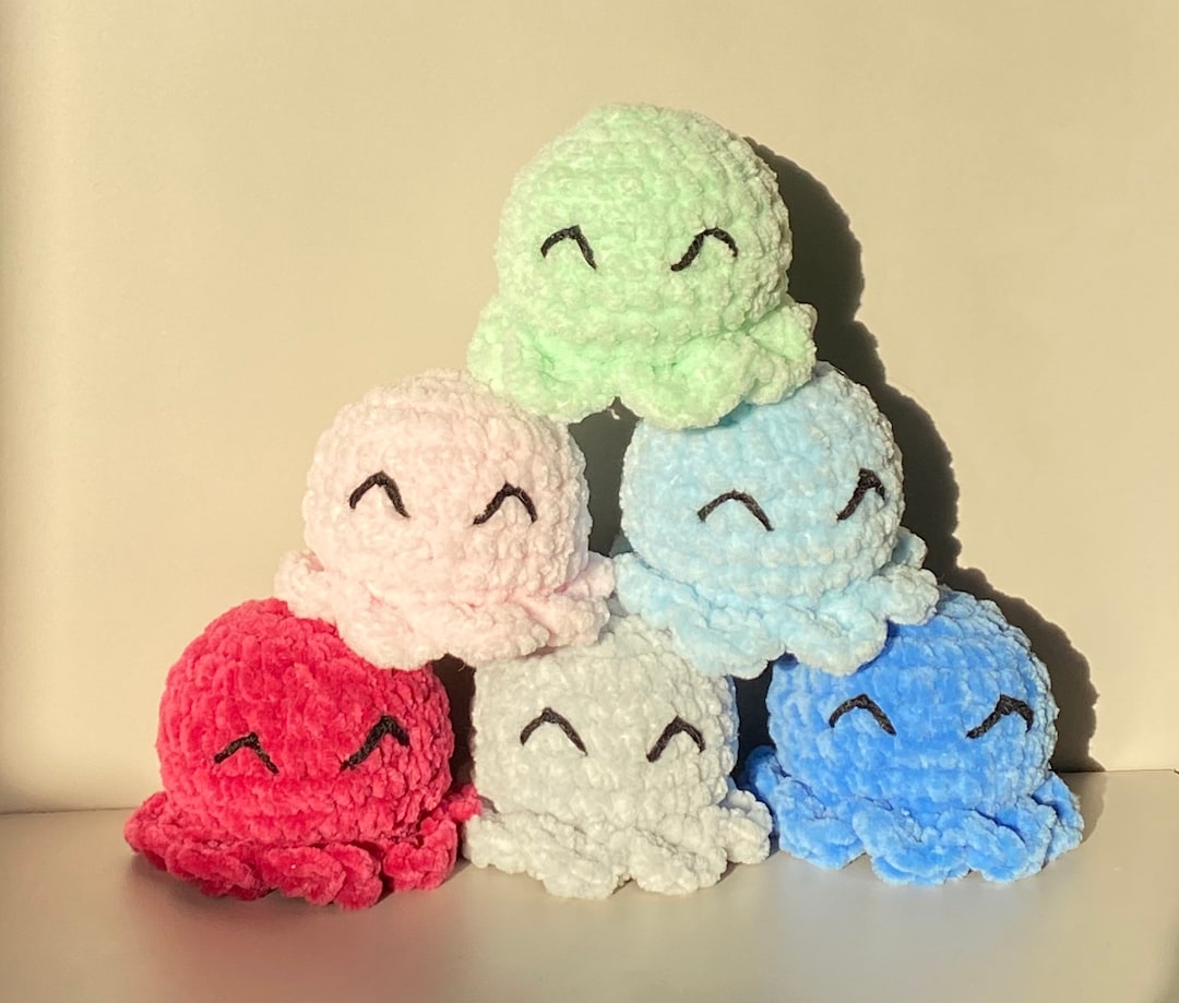 Mini Octopus Plushie | Crochet Octopus | Soft Plushie | Small Plush ...