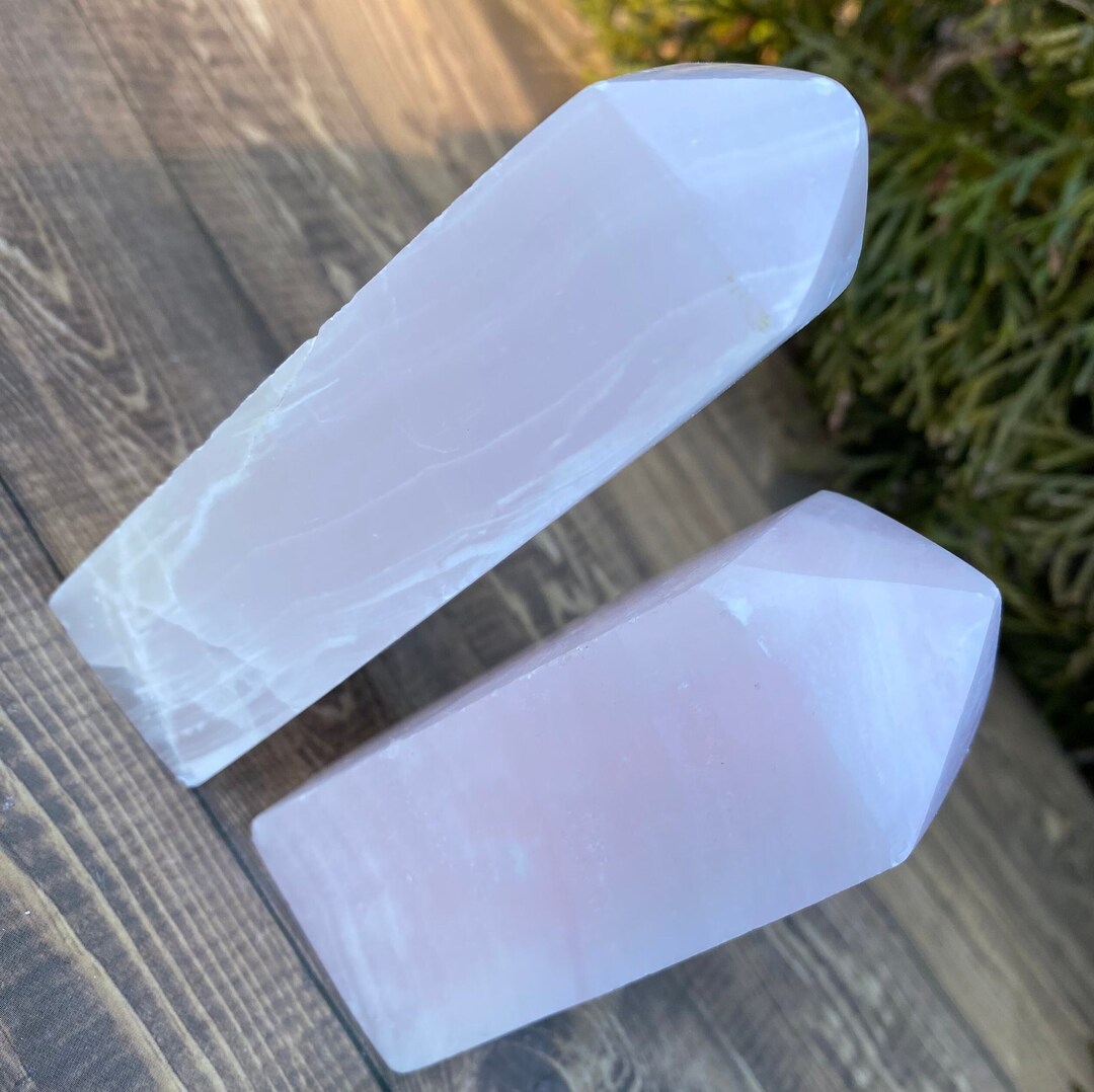 Rose Quartz Towers, Beautiful Quality Stone for Home Decorations ...