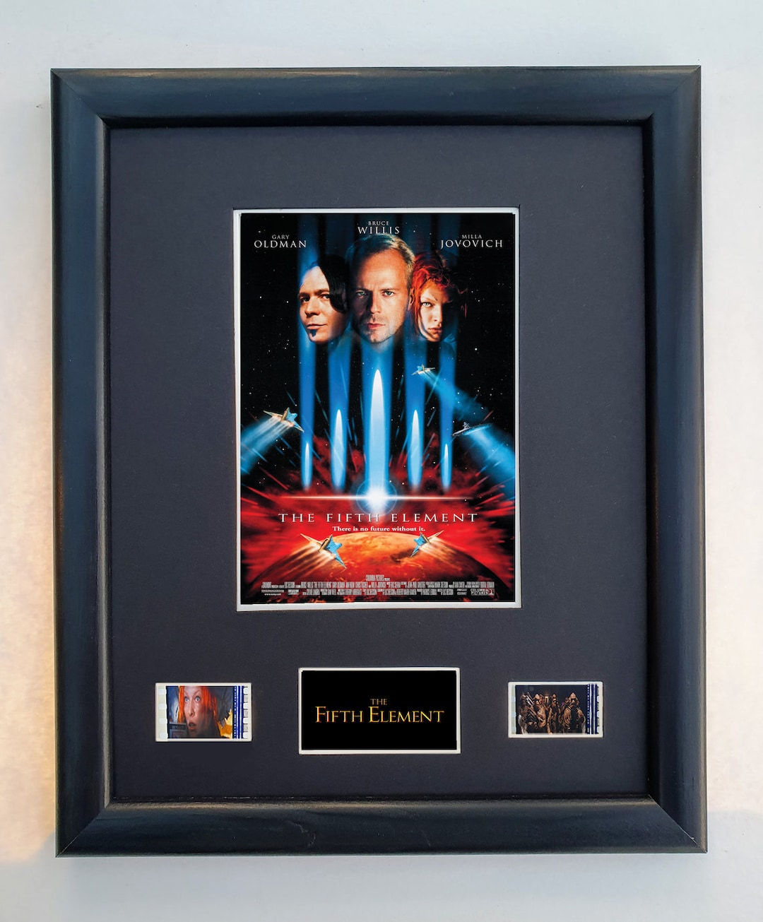 Fifth Element- 10" X 8" Framed 35mm Film Cell Memorabilia Display. - Etsy
