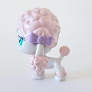LPS Poodle 152 White Poodle With Green Eyes Pink Hair, Hasbro Littlest ...