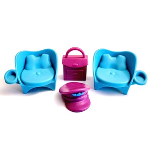 Littlest Pet Shop Pet Fest Jet Partial Set, Hugsy Lovejoy Bird, Kelvin ...