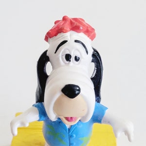Vintage Droopy Dog on Yellow Box PVC Toy Figure 3.5 - Etsy