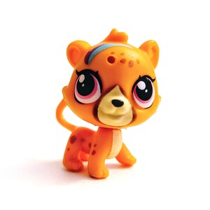 Littlest Pet Shop Pet Fest Jet Partial Set, Hugsy Lovejoy Bird, Kelvin ...
