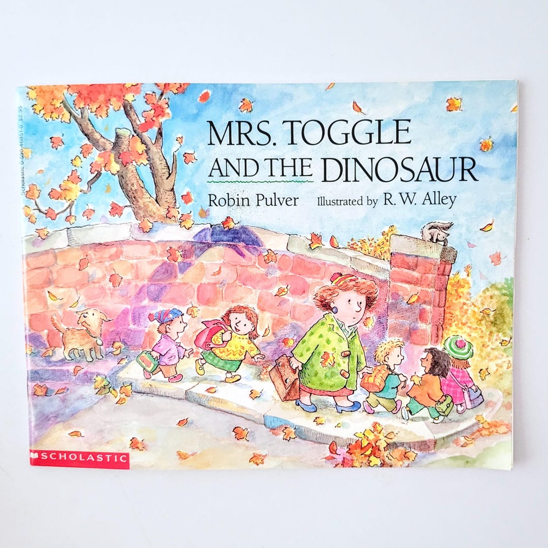 Mrs Toggle and the Dinosaur by Robin Pulver 1993 Vintage Softcover ...