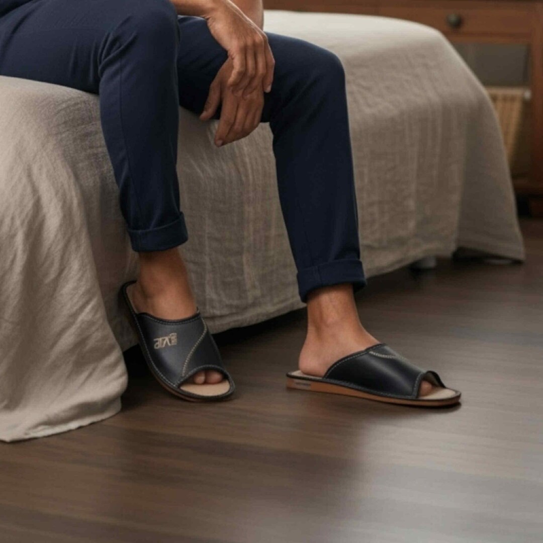 Handmade Leather Slippers – Men’s Naturfeet Indoor Shoes, EU Made - Etsy