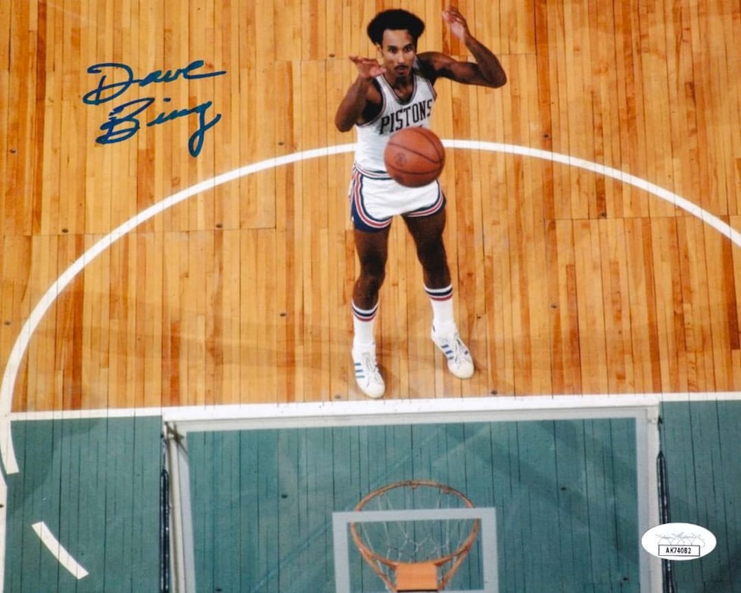 Dave Bing Detroit Pistons and Hall of Famer Signed 8x10 Photo (JSA COA ...