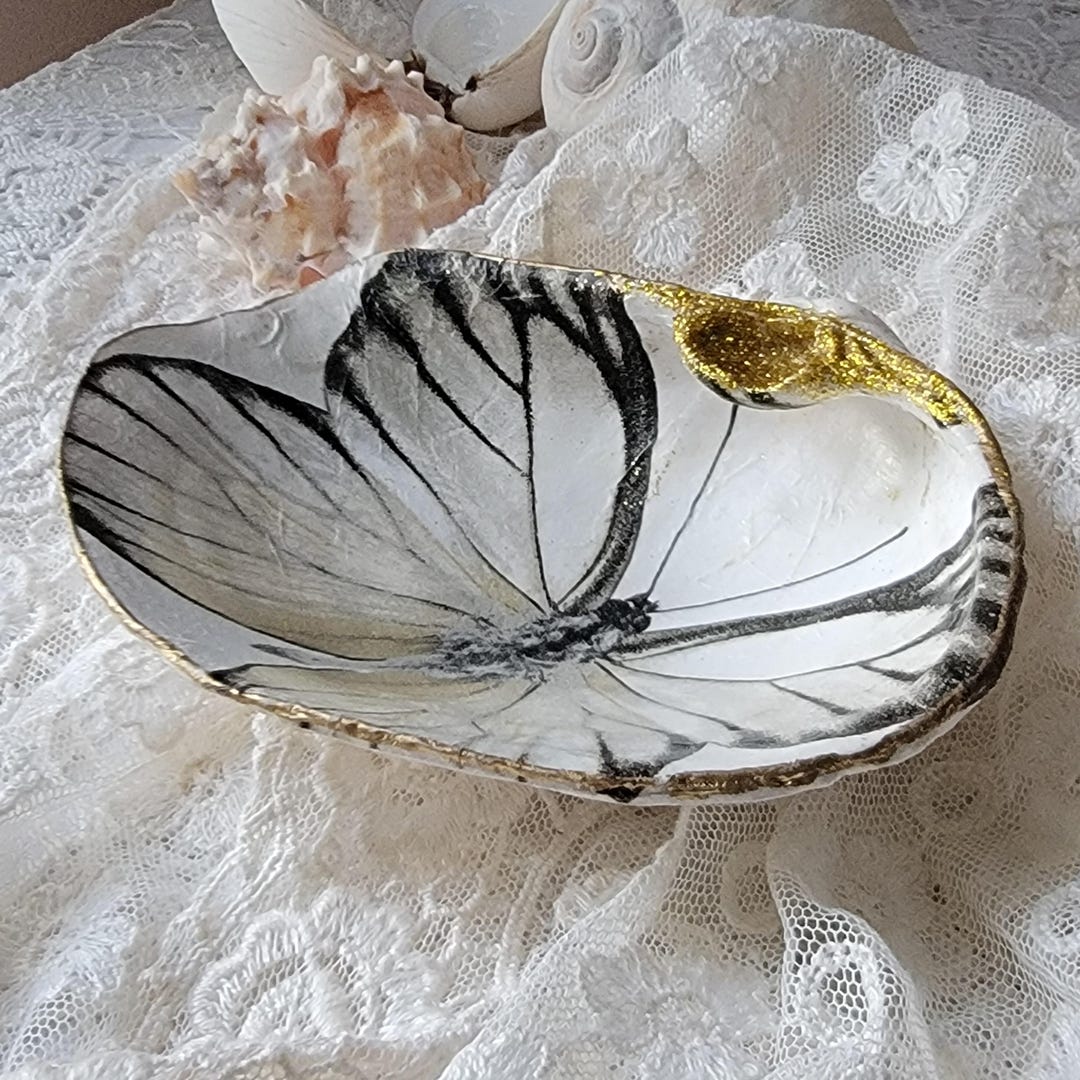 Shell Dish-clam Shell Gift-decoupage Shell Dish-butterfly - Etsy