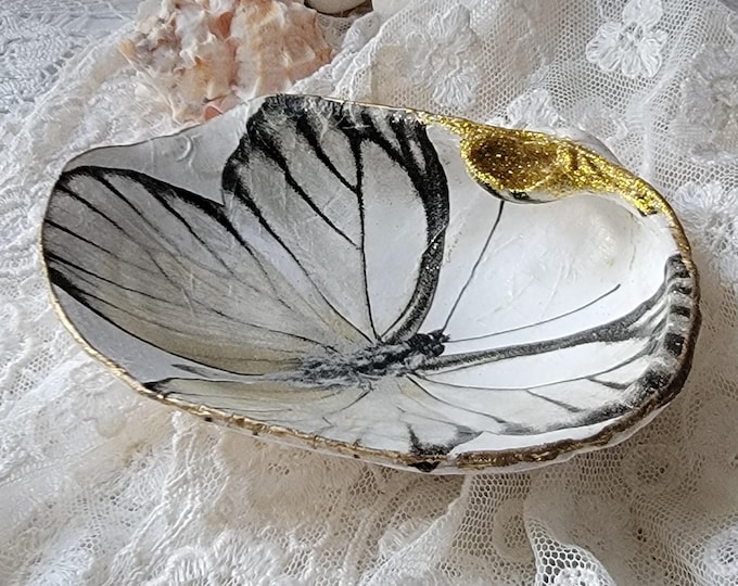 Shell Dish-clam Shell Gift-decoupage Shell Dish-butterfly - Etsy