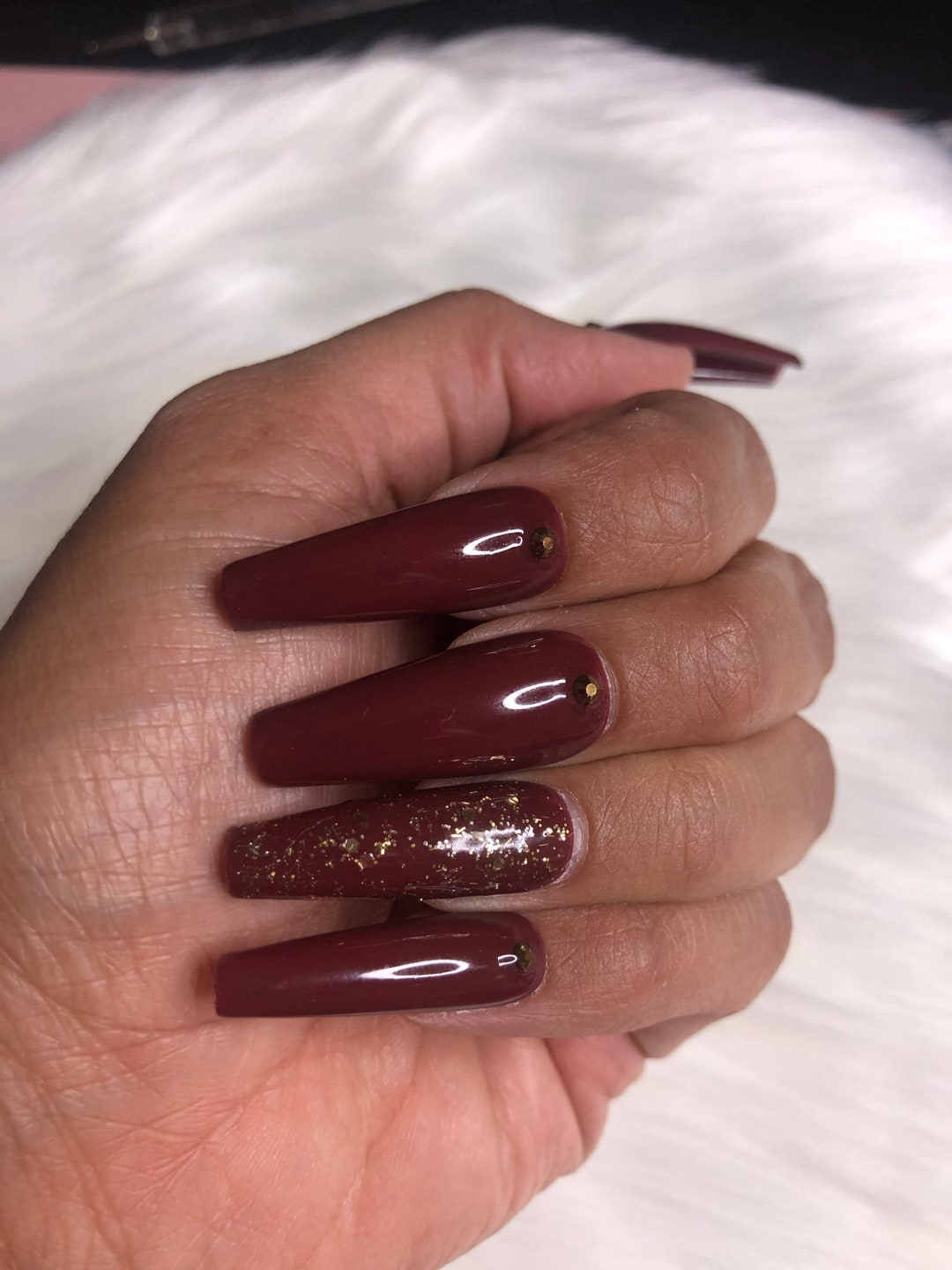 Maroon Gold Treasure | Rhinestones| Maroon| Long Coffin | Fake Nails ...
