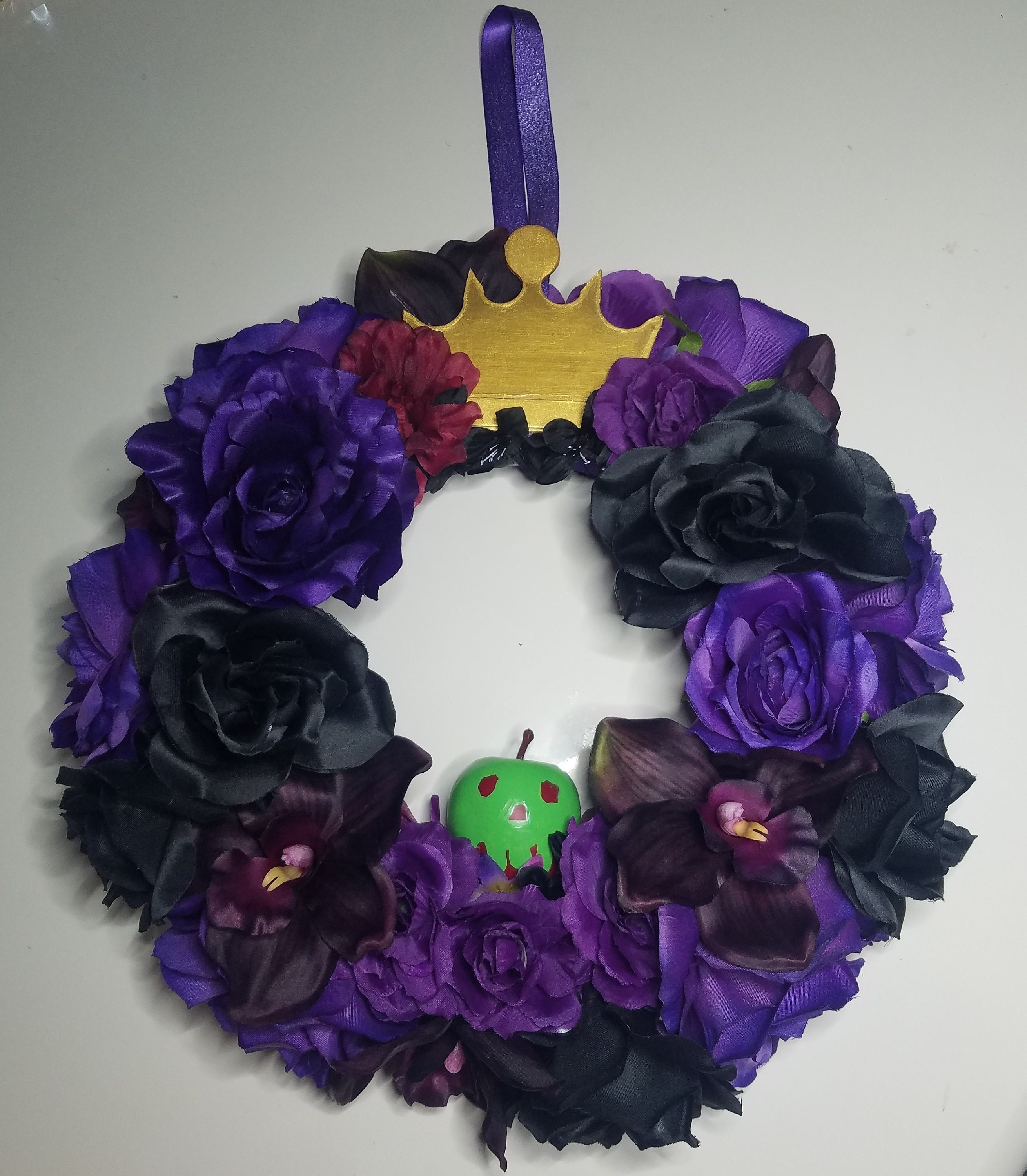 Disney's Evil Queen With Poison Apple Inspired Flower Wreath Purple and ...