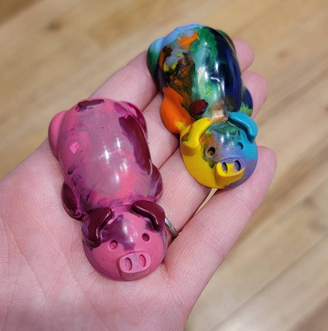 Pig Crayons - Colorful Farm Animal Children's Gift, Art Supplies ...