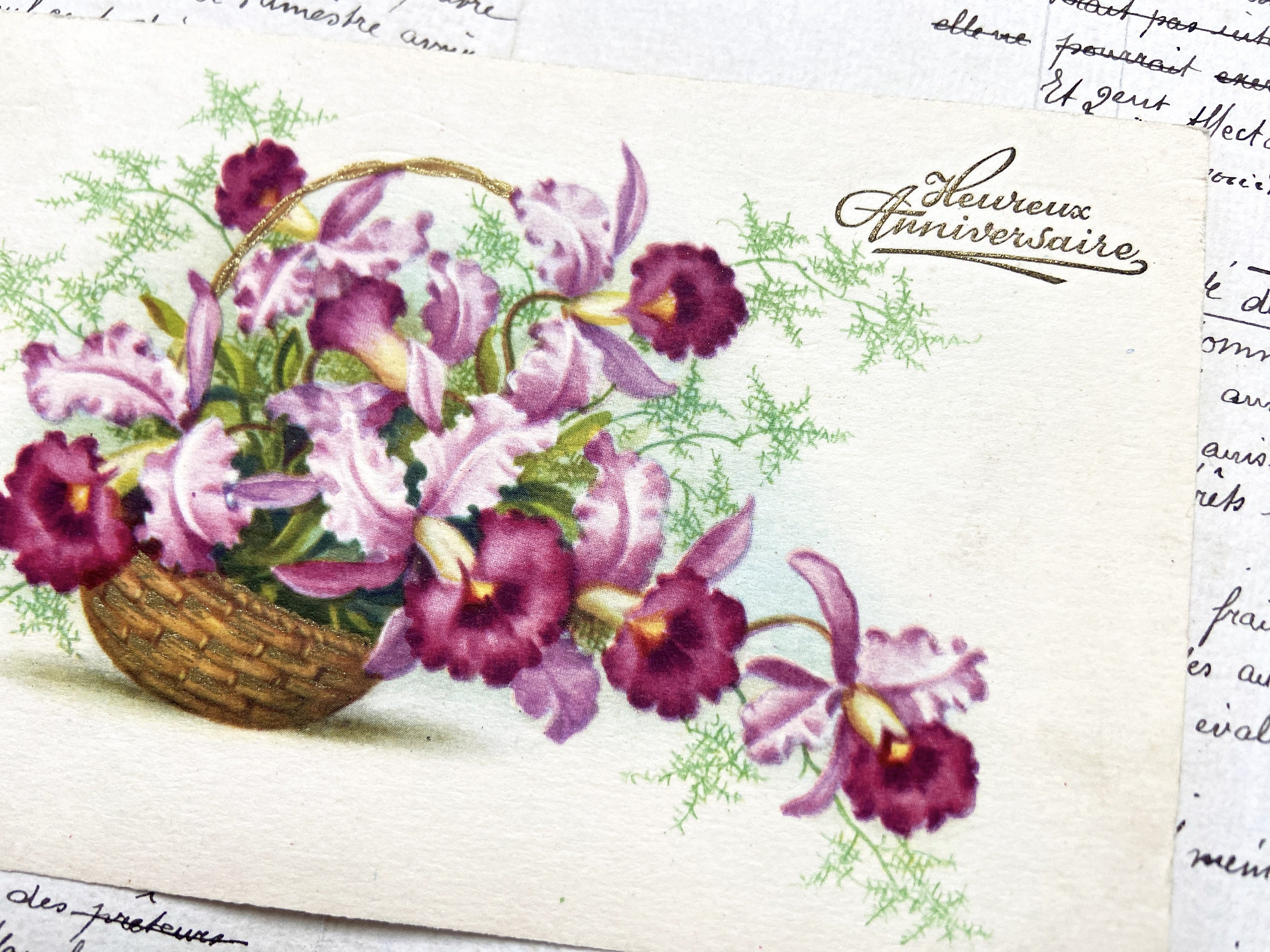 1940s Postcard With a Bouquet of Flowers and the Words - Etsy