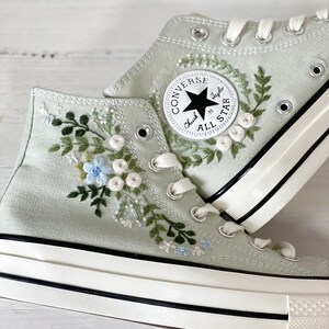 Converse Chuck Taylor 1970s ,custom Floral Circle Embroidery, Converse ...