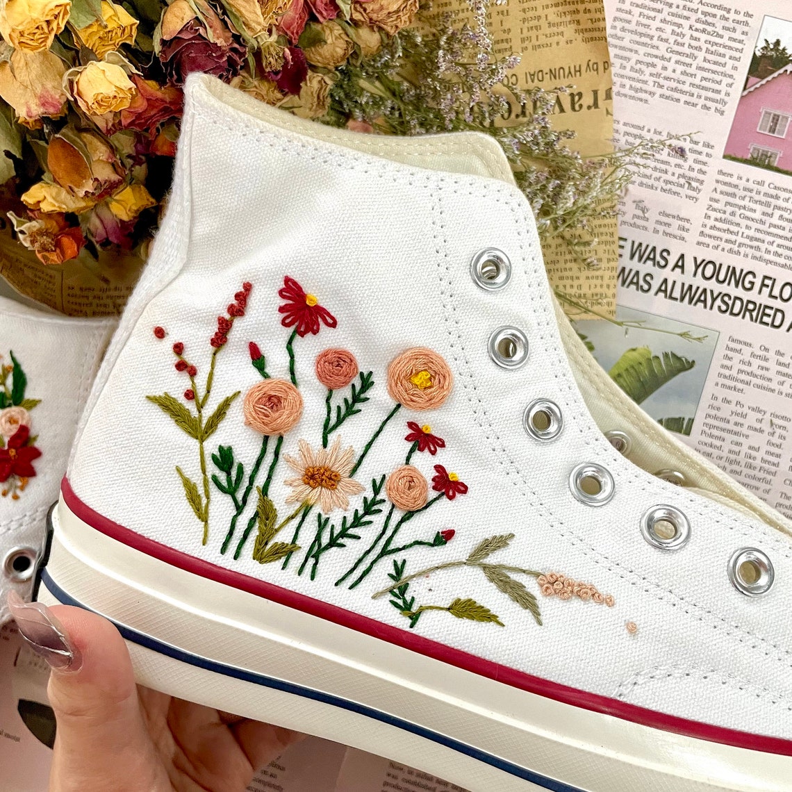 Converse Chuck Taylor 1970s Converse Wreath Embroidery - Etsy