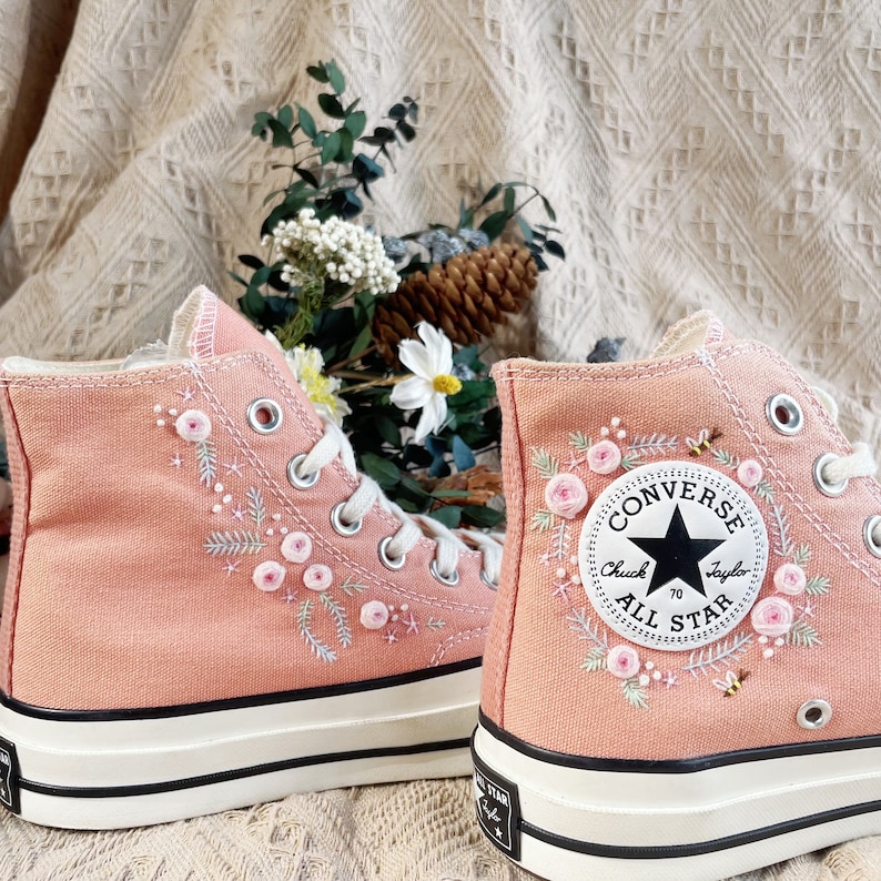 Converse Custom Floral Embroidery / Converse Custom Name / - Etsy