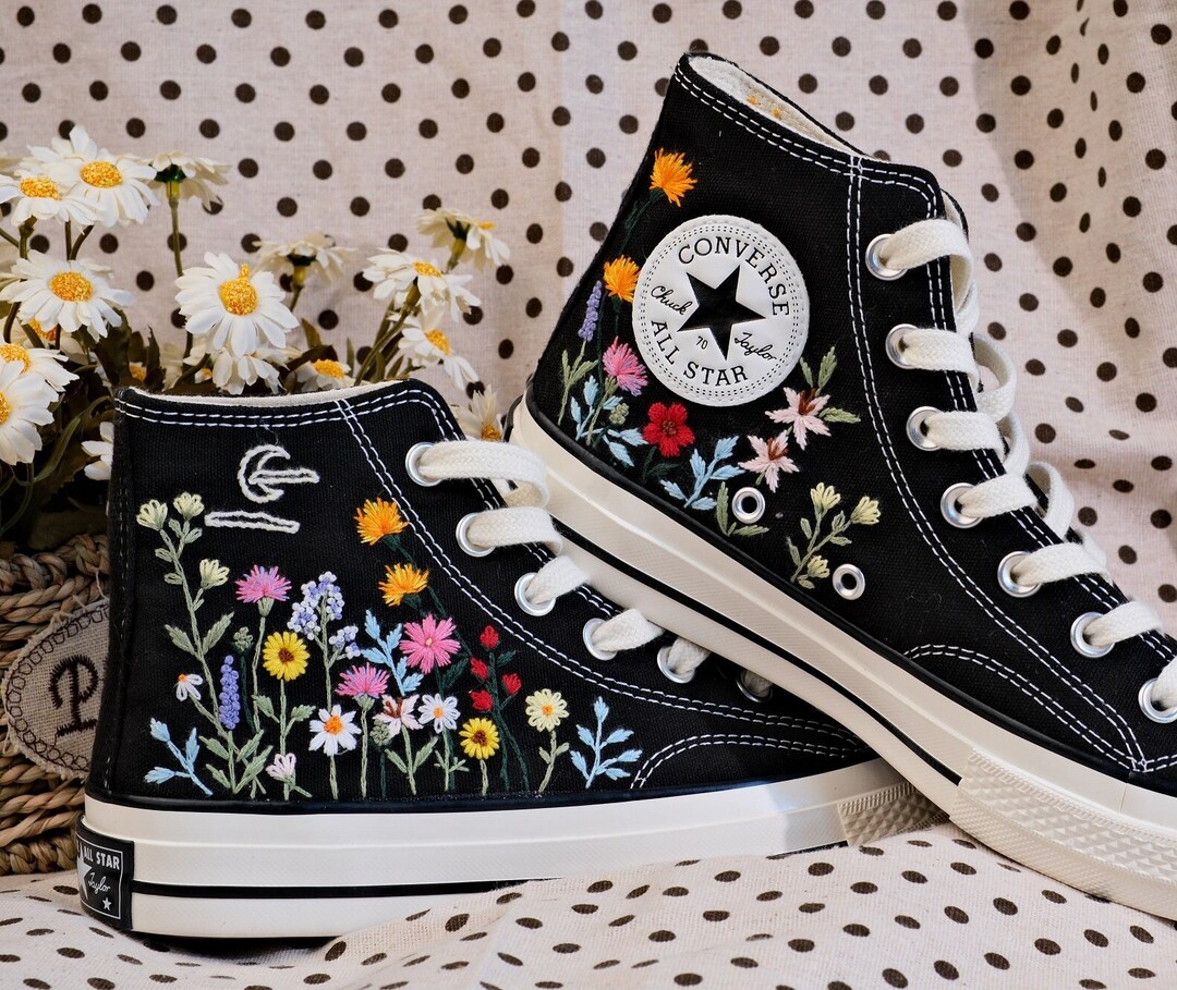 Converse Chuck Taylor 1970s , Converse Wreath Embroidery Converse Self ...