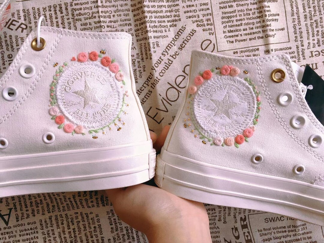 Converse Chuck Taylor 1970s ,custom Floral Circle Embroidery, Converse ...
