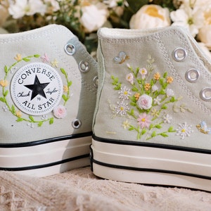 Converse Chuck Taylor 1970s ,custom Floral Circle Embroidery, Converse ...