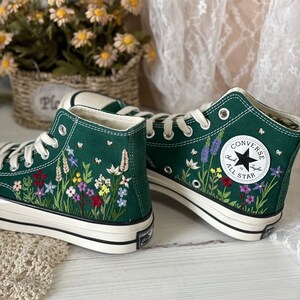 Converse Custom Floral Embroidery / Converse Custom Name / Gift for ...
