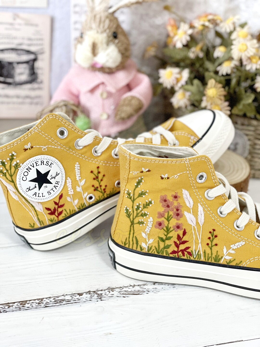 Converse Chuck Taylor 1970s ,custom Floral Circle Embroidery, Converse ...
