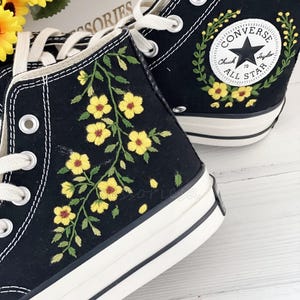 Converse Chuck Taylor 1970s ,custom Floral Circle Embroidery, Converse ...