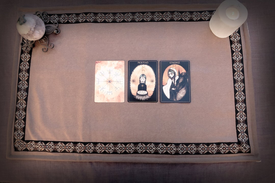 Divination Mat for Tarot or Oracle - Etsy