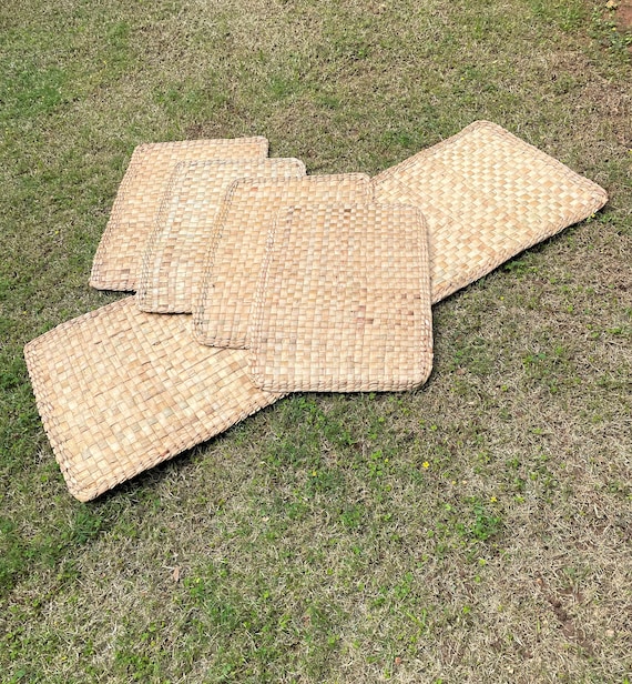 100% Natural Water Hyacinth Placemat Set 4 Mats and 1 Runner | Etsy