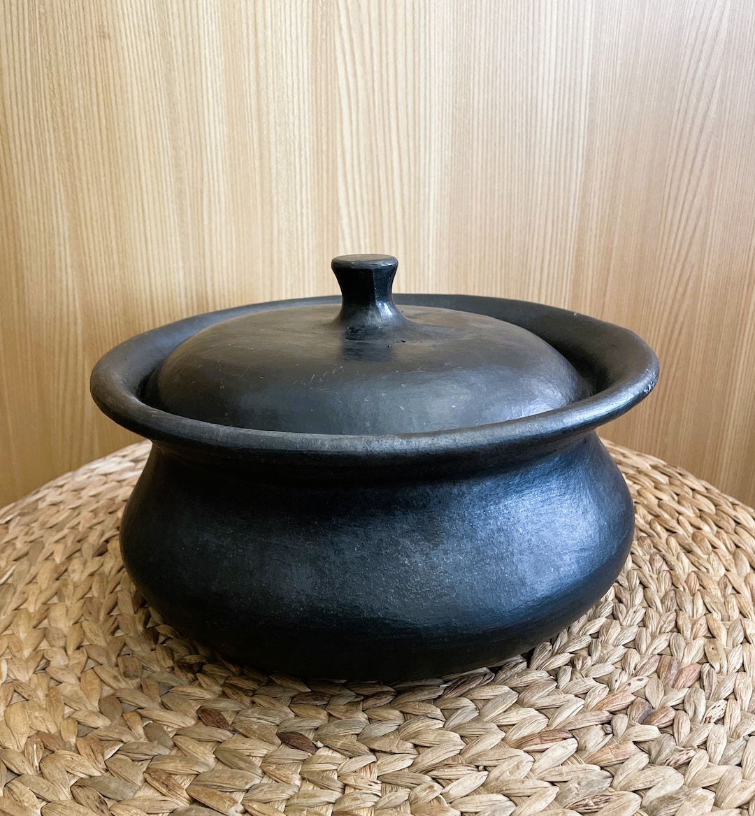 Handcrafted Longpi Black Pottery Cook and Serve Vessel With Lid - 3 ...