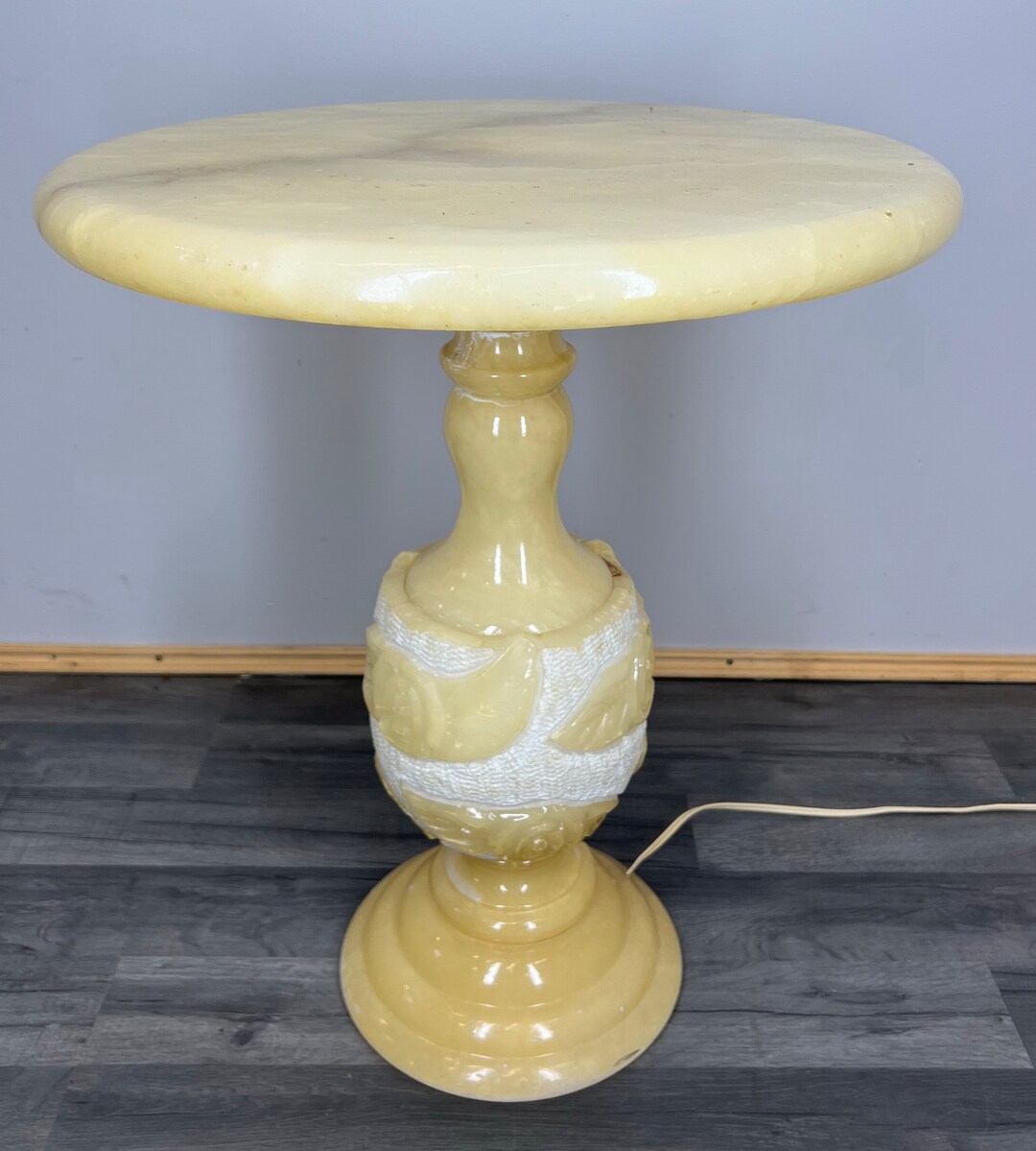 Amazing Pedestal Table / Marble Light Table (LOT 5101) - Etsy UK