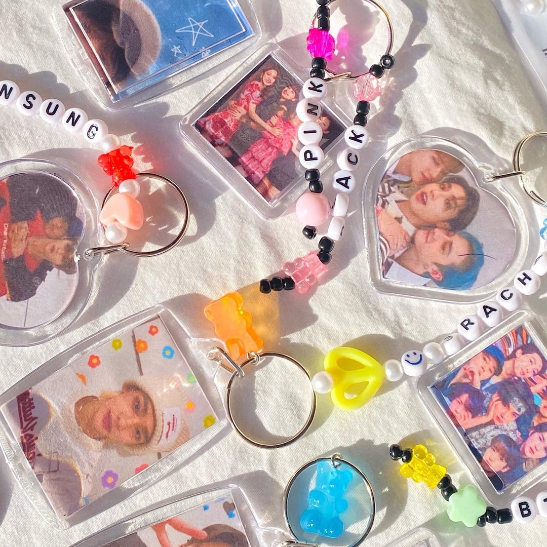 Kpop Customizable Keychain with Photo - Etsy