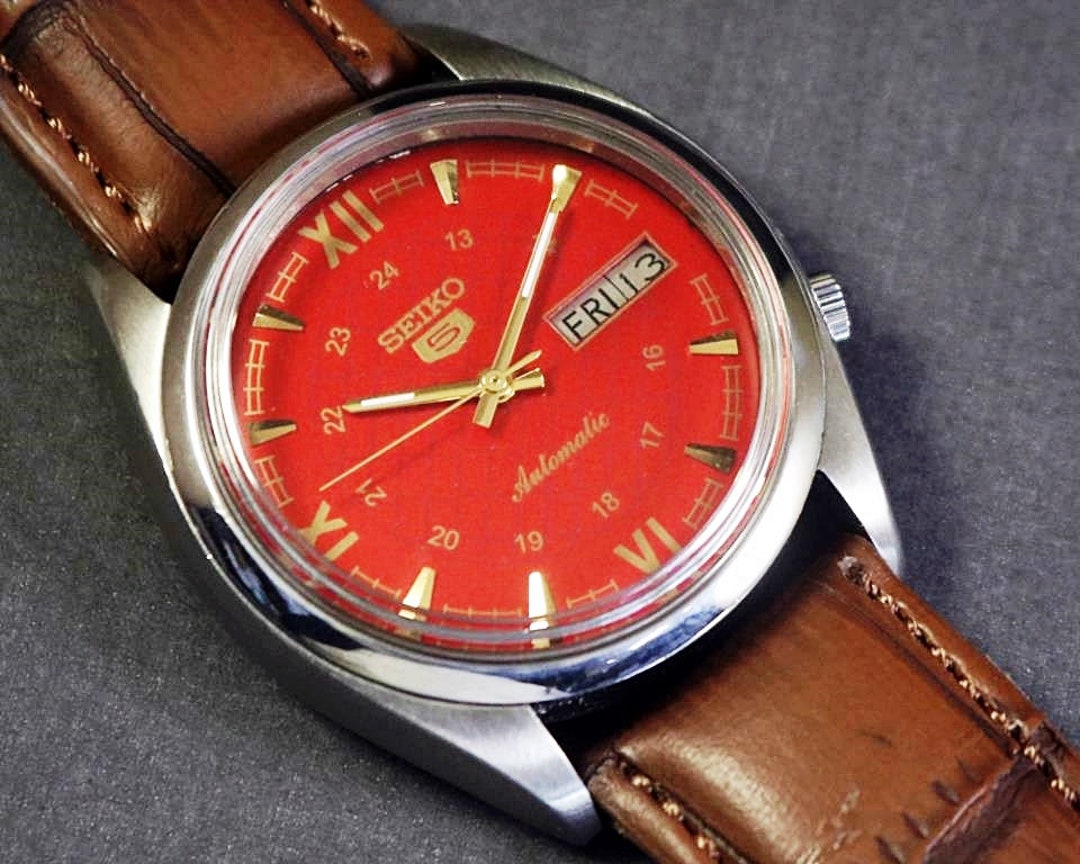 Vintage Seiko 5 Automatic Mens Wrist Watch Caliber 7009 Day Date Japan Stainless Steel Gift for ...