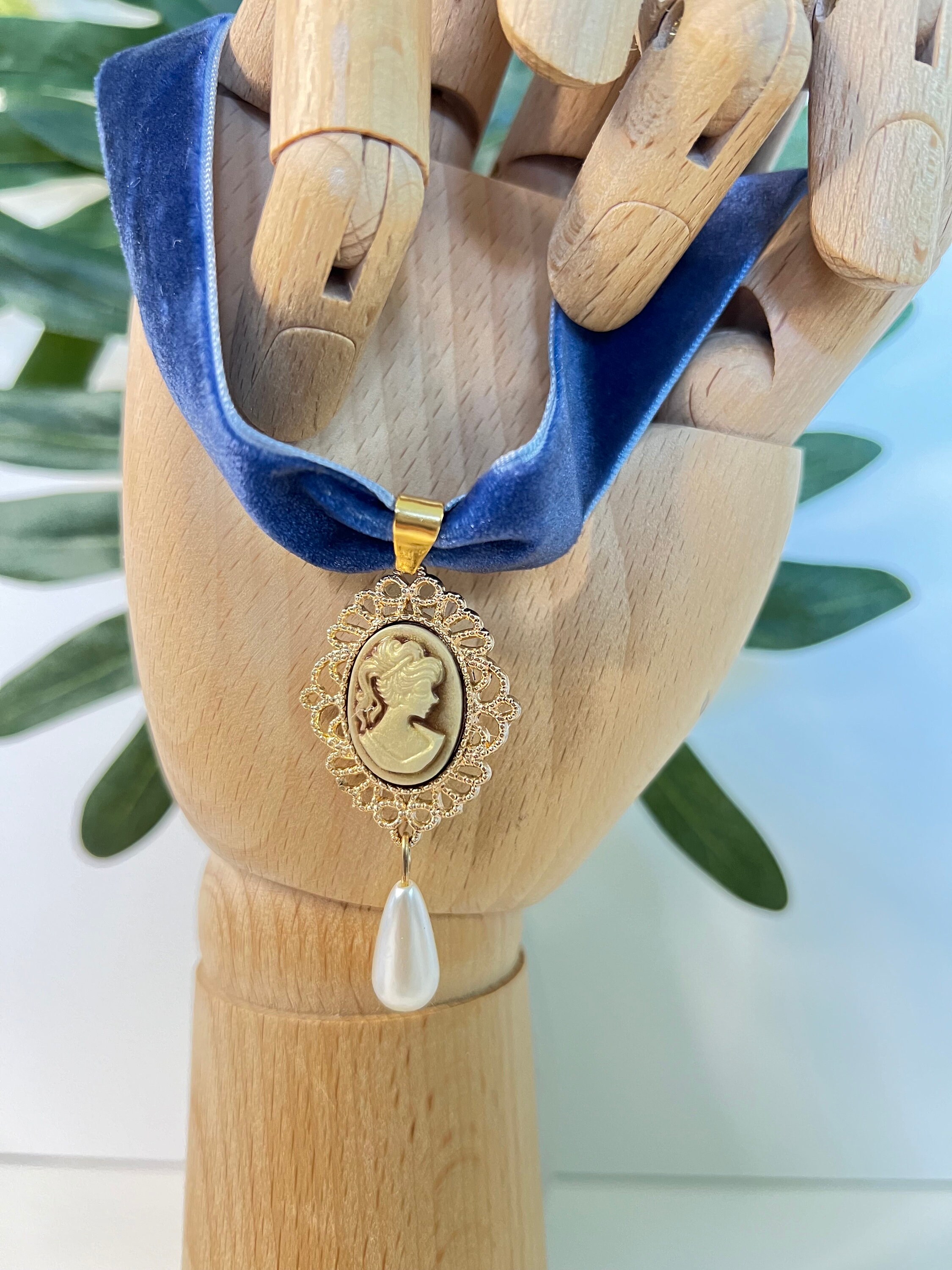 Royal Blue Velvet Choker: Regency Victorian Pendant Necklace - Etsy