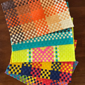 Different Set of 6 Colorful Handwoven Checkered Plastic Placemats ...