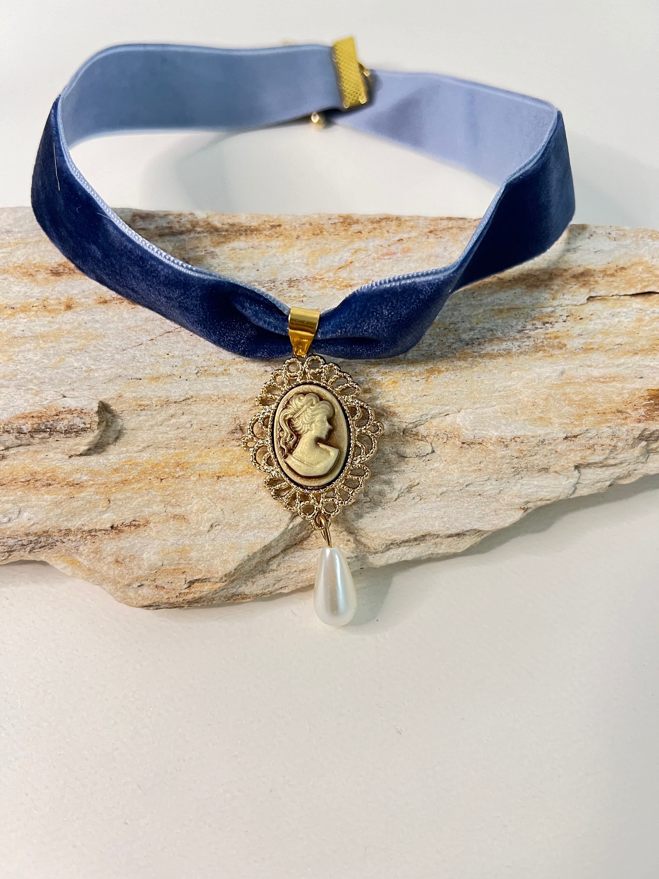 Royal Blue Velvet Choker: Regency Victorian Pendant Necklace - Etsy