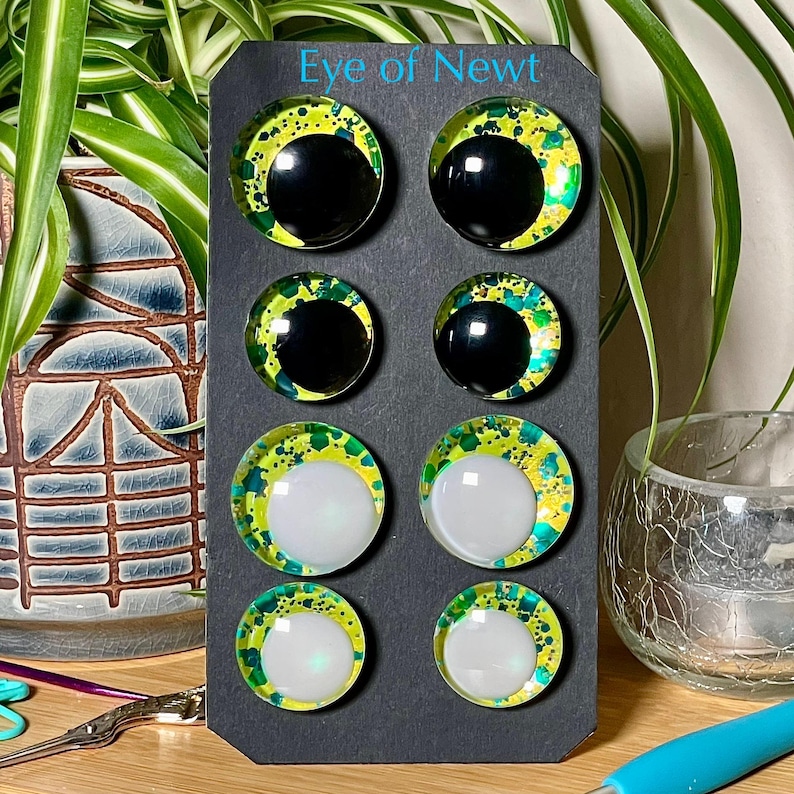 25mm & 30mm Kawaii Safety Eyes, Dark Arts, Hand-painted, by the Pair - Etsy