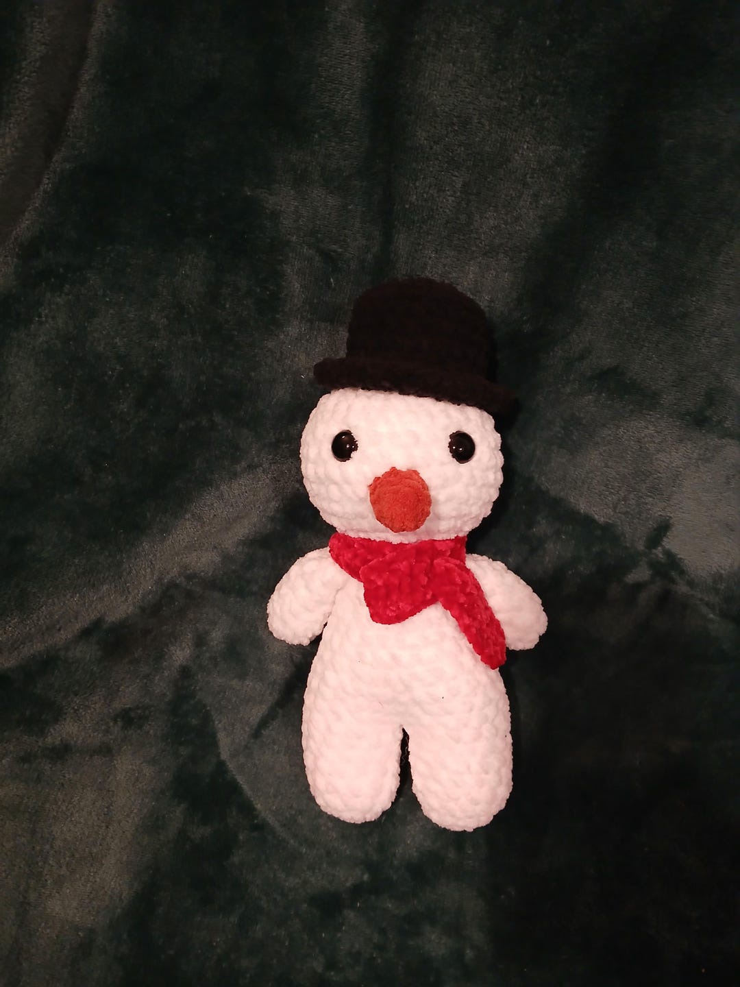 Snowy the Snowman - Low Sew Crochet Pattern - Amigurumi Pattern ...