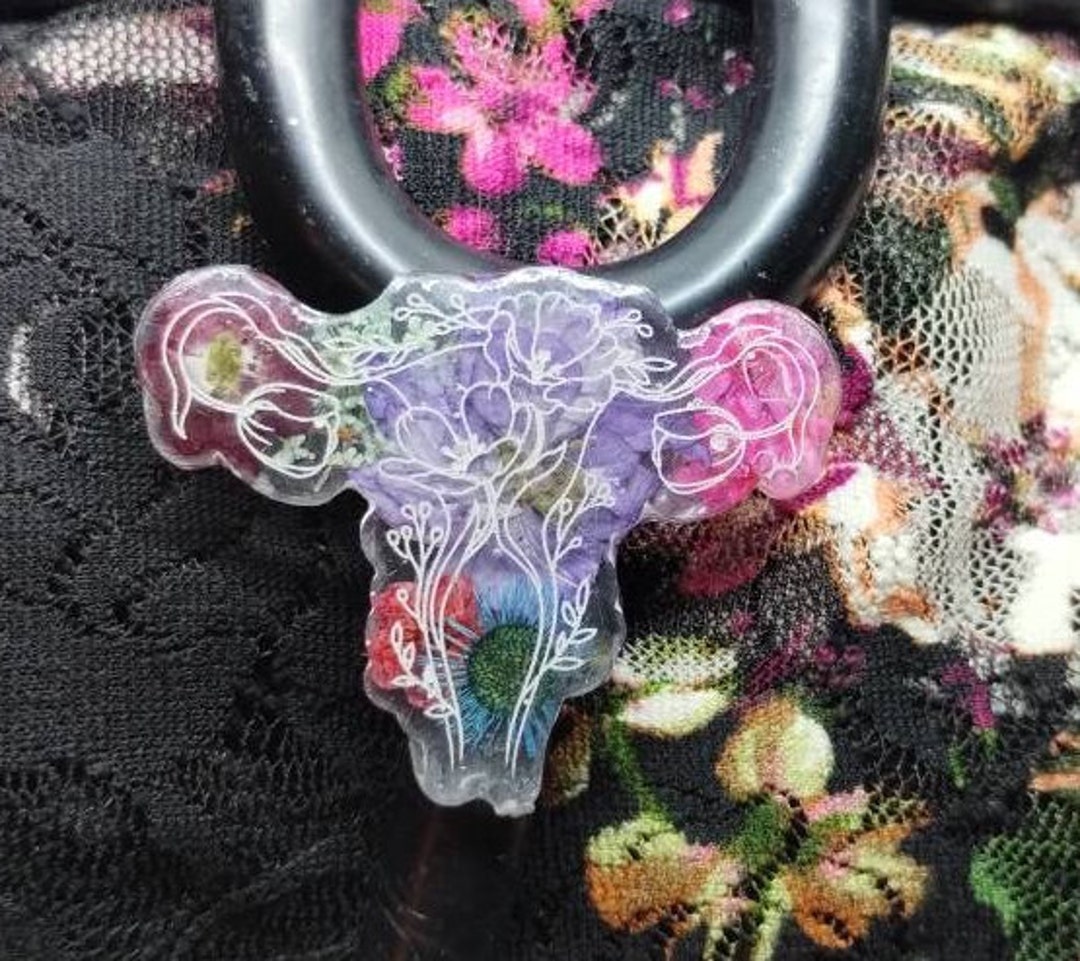 Uterus Real Pressed Dried Flowers With Free Flower Stethoscope Tag ...
