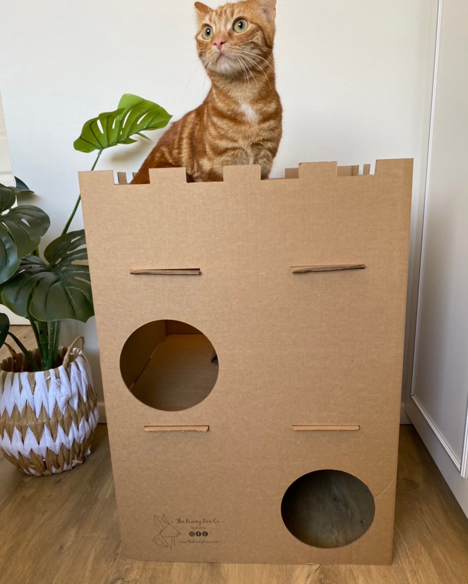 The Castle - Corrugated Cardboard Castle for Cats - Etsy UK