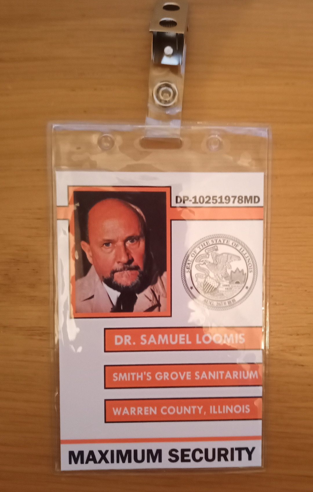 Dr Samuel 'sam' Loomis - Halloween Clip-on ID Photo Pass Badge Set Prop ...