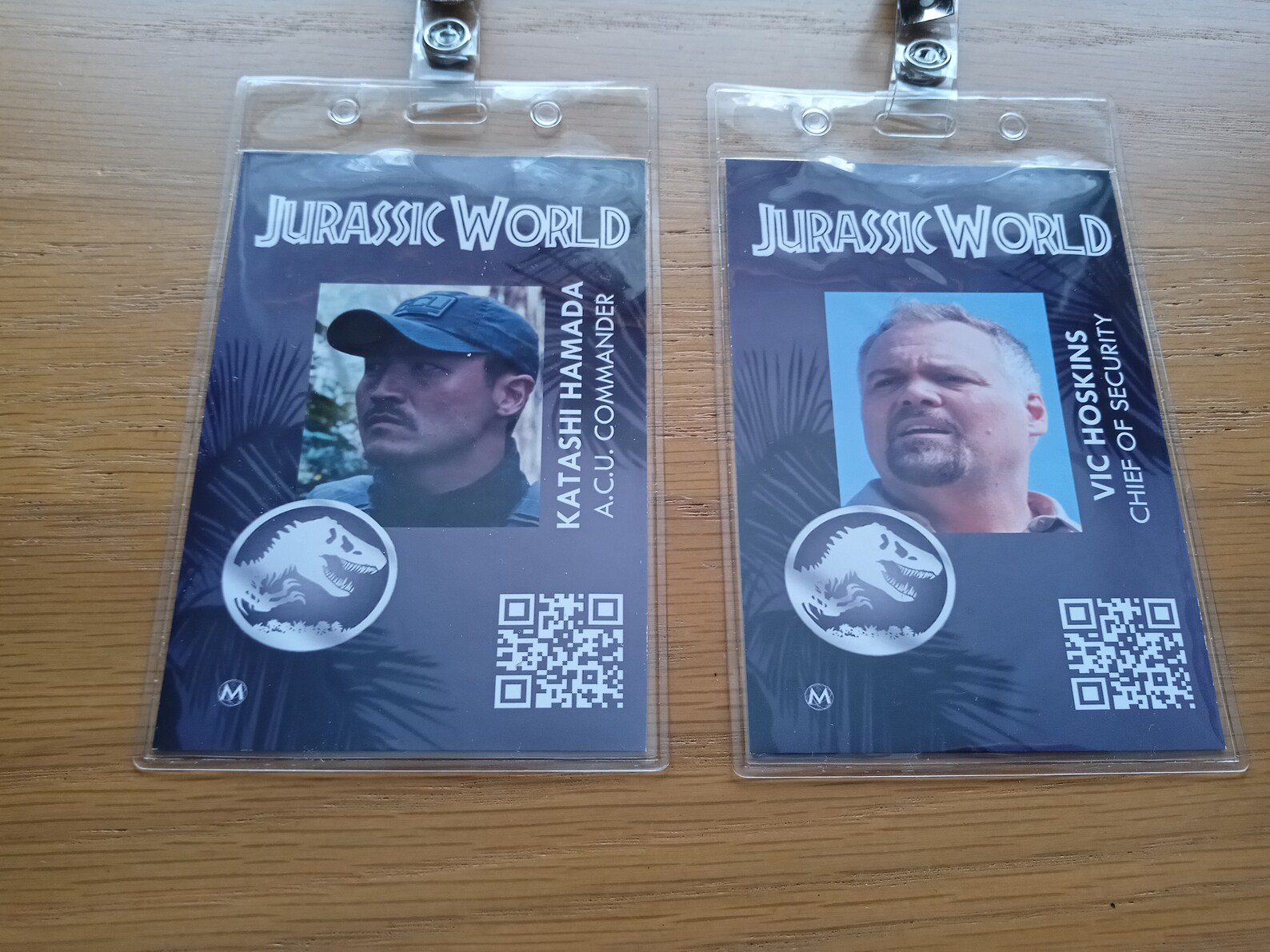 Jurassic World - Clip-on Ingen ID Photo Pass Badge Set Prop Collection ...