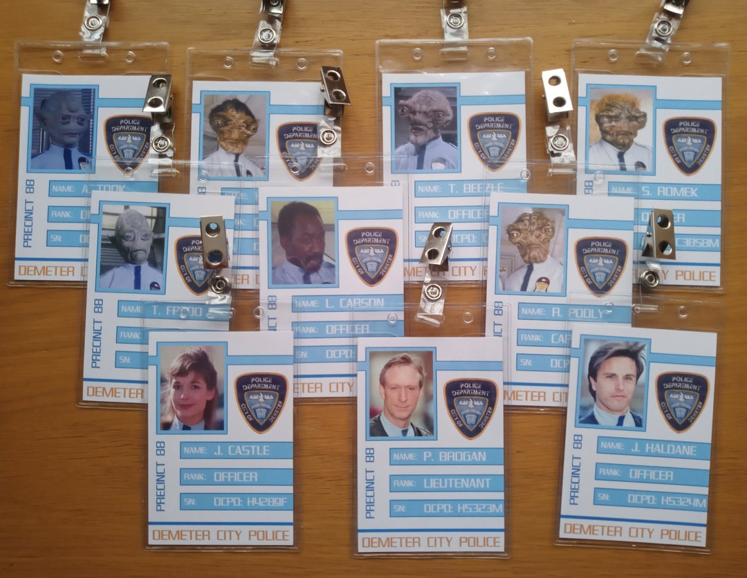 Space Precinct - Clip-on ID Photo Pass Badge Set Prop Collection ...